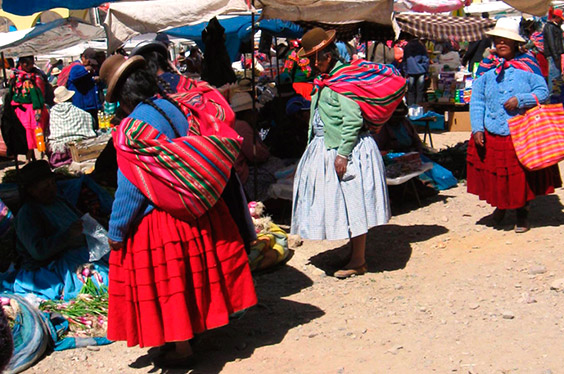 Visita al Mercado Ancestral de Acora (solo Día Domingo) | Ofertas de ...